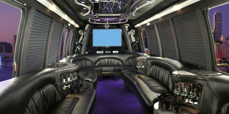 Wedding Limo Service | Gem Limousine Oakville and Burlington